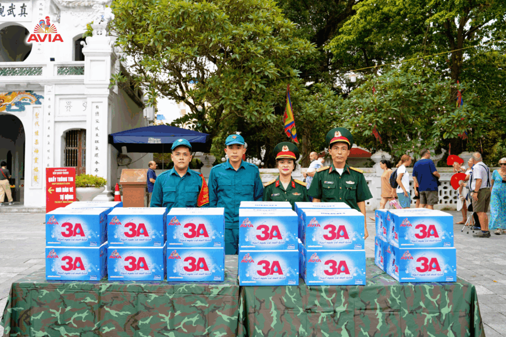 100.000 chai nước và những chuyến đi không ngừng nghỉ của AVIA 3A đồng ...