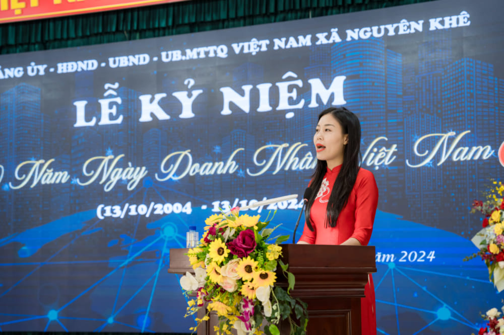 Công ty CP AVIA Vinh dự đón nhận danh hiệu Doanh nghiệp tiêu biểu tại Lễ kỷ niệm 20 năm ngày ...